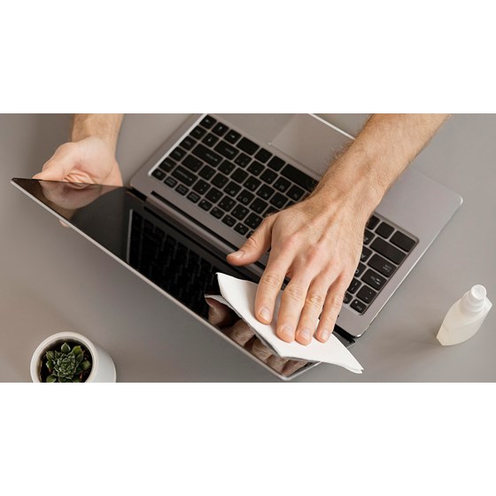 Kako održavati laptop: Savjeti i trikovi - Mikronis.hr